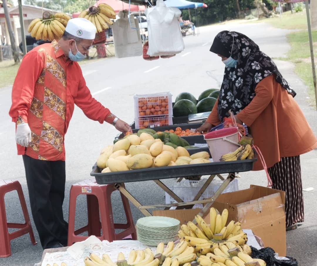Peniaga Pasar Tani Gembira Dibenarkan Berniaga - TRDI News