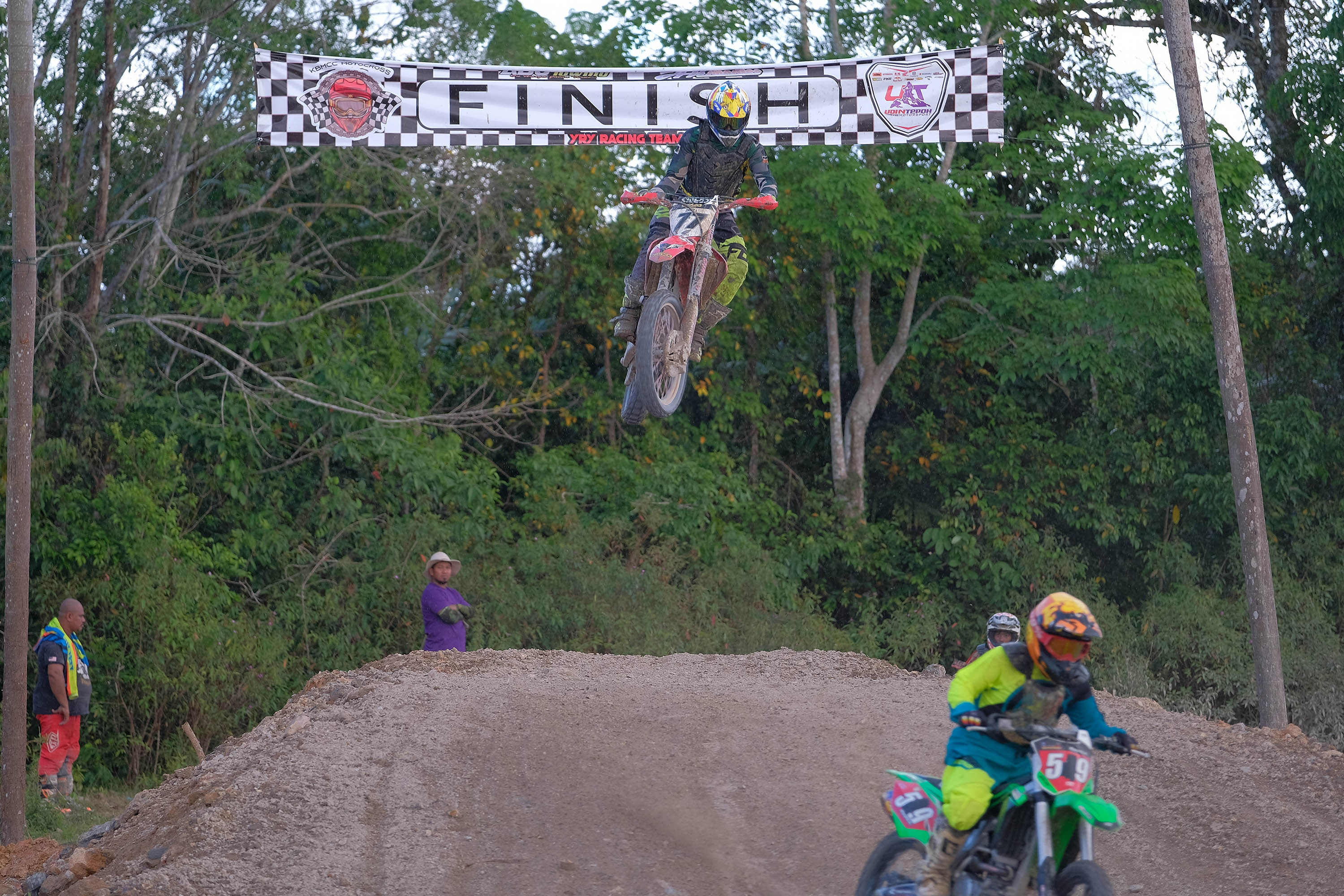 Litar Motocross Tambah Koleksi Sukan DUN Buluh Gading - TRDI News