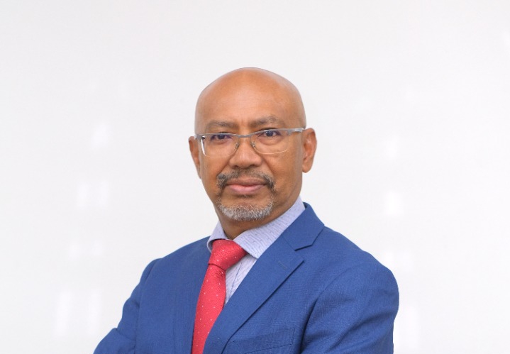 Dr Mohd Zaki Hamzah Dilantik Pengarah Eksekutif Golden Pharos - TRDI News