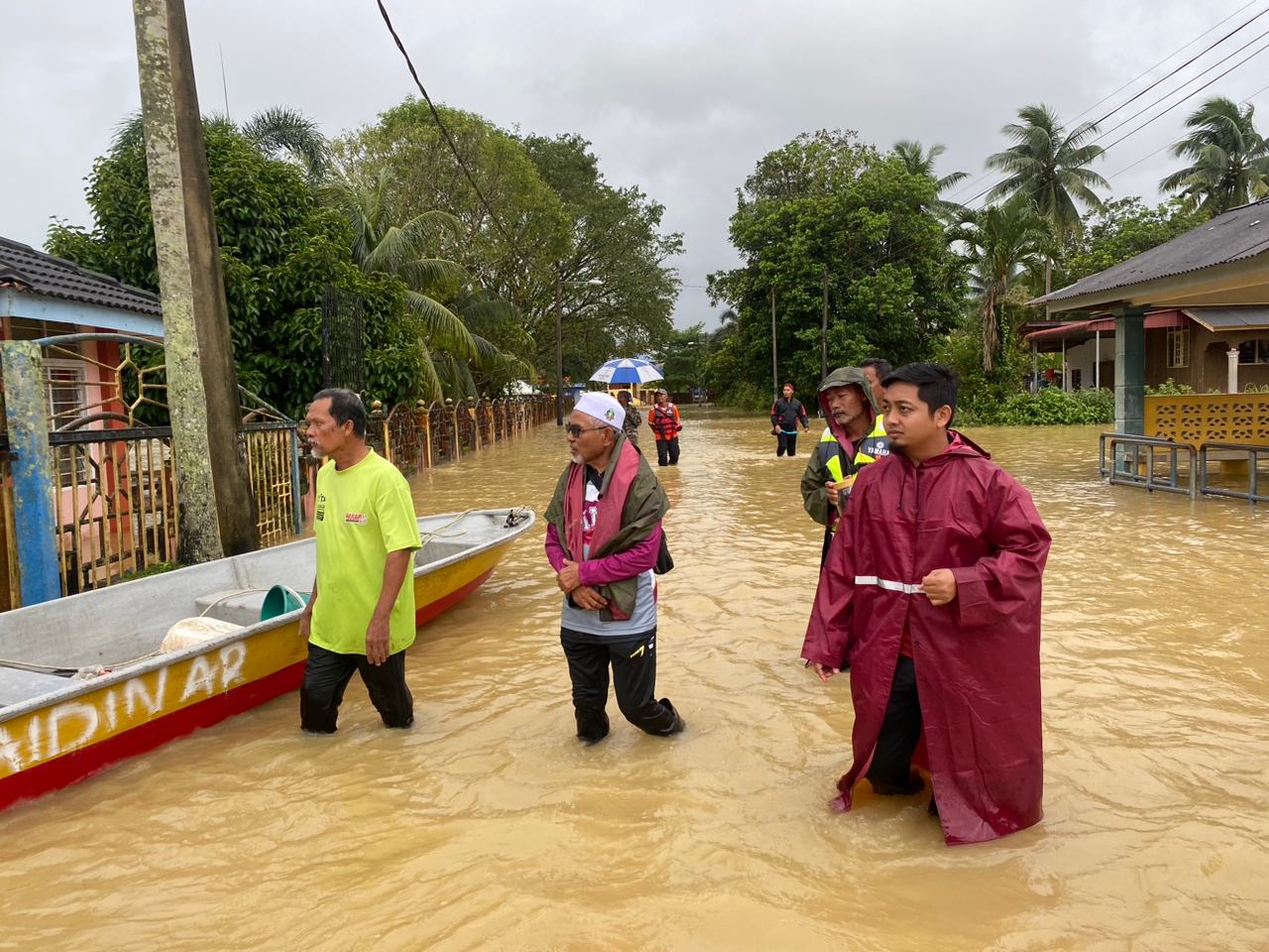 Khidmat Malaysia Bantu Mangsa Banjir Dungun - TRDI News