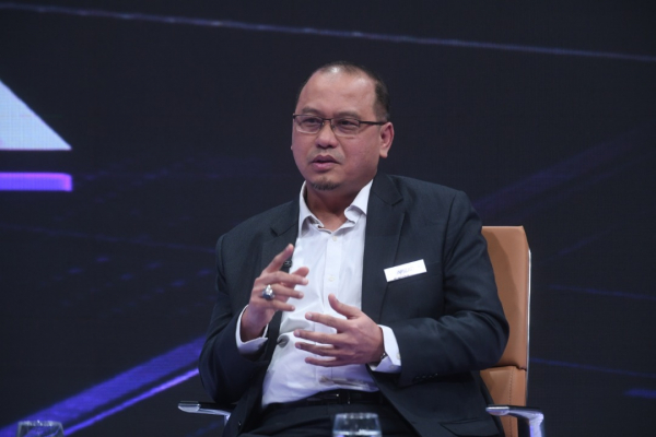 Parlimen Kuala Terengganu Taja Yuran Pelajar Genius - TRDI News