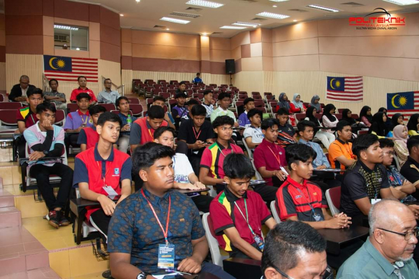 155 Pelajar SPM Timba Pengalaman Belajar di PSMZA - TRDI News