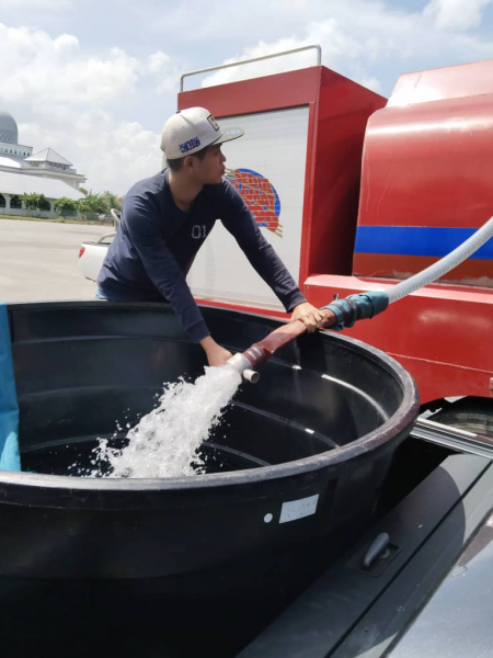 KHIDMAT Marang Ke Besut Hantar Bekalan Air Bersih - TRDI News
