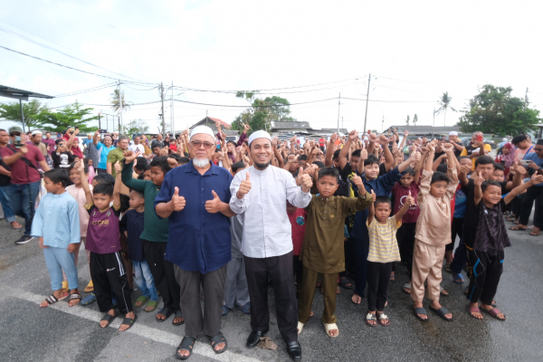 110 Kanak-kanak Batu Rakit Berkhatan Beramai-ramai - TRDI News