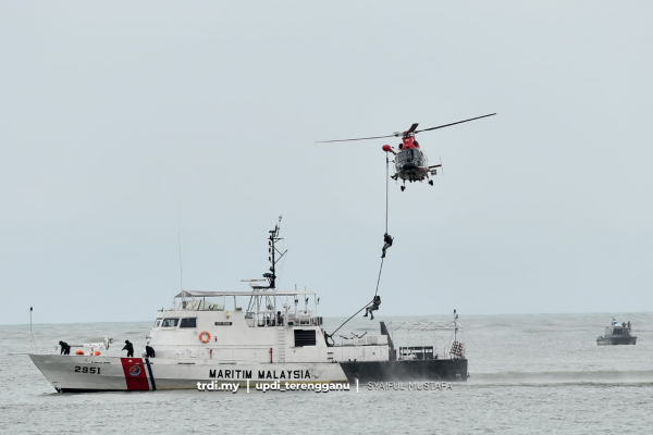 Aksi STAR Team Tarikan Utama Karnival Maritim Perkasa - TRDI News