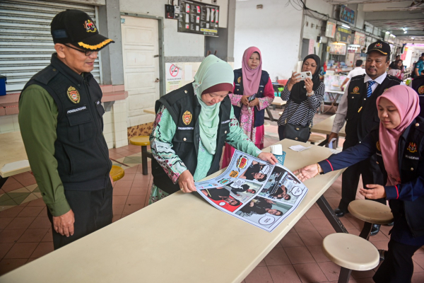 JKNT Tutup Tiga Premis Makanan Kerana Kotor - TRDI News